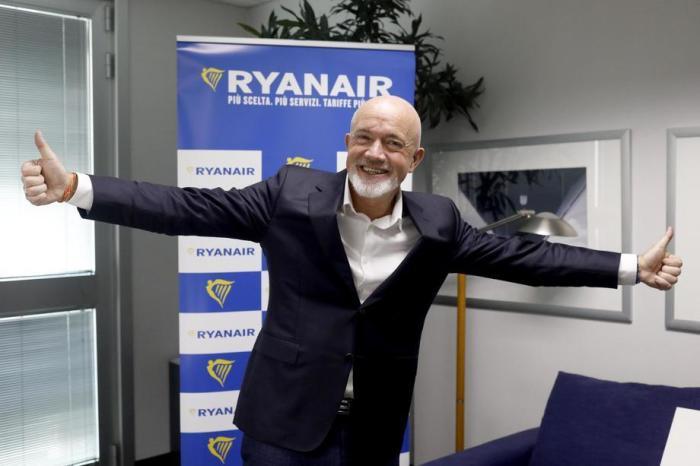 Neue Reisebeschränkungen: Ryanair fährt Flugangebot wieder zurück