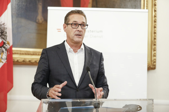 Österreichs FPÖ-Chef Strache liebäugelt mit «Festung Europa», Deutschland