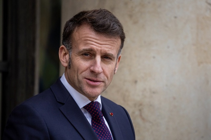 Macron wieder ohne Sonnenbrille