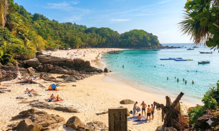 Razzia am Freedom Beach, Phuket, Thailand