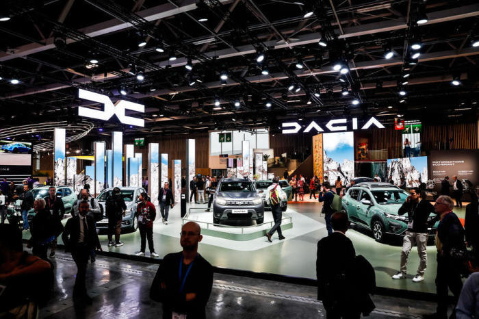 Pariser Autosalon will mit Innovationen in Krise durchstarten