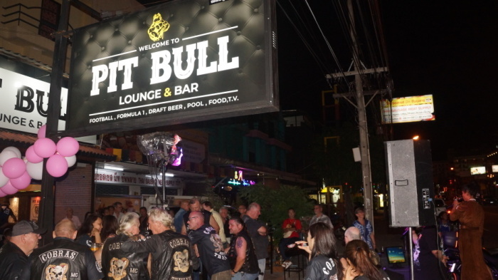 Silvesterparty in der Pit Bull Lounge & Bar, Thailand