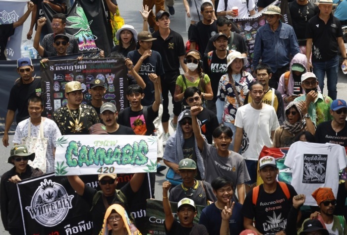 Cannabis-Aktivist nach Hungerstreik in Klinik, Thailand, Bangkok